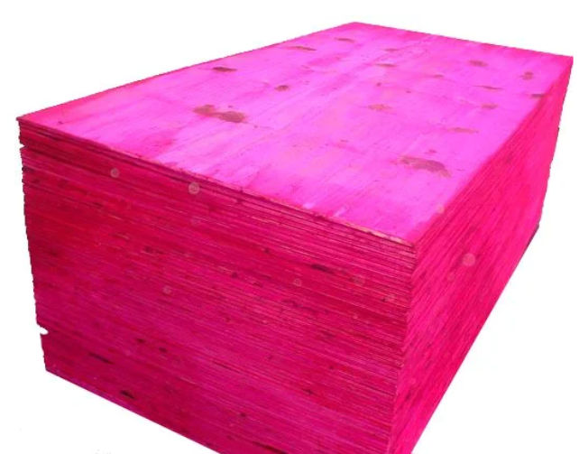 Madeirite Comum 10MM 220x110 Pinus